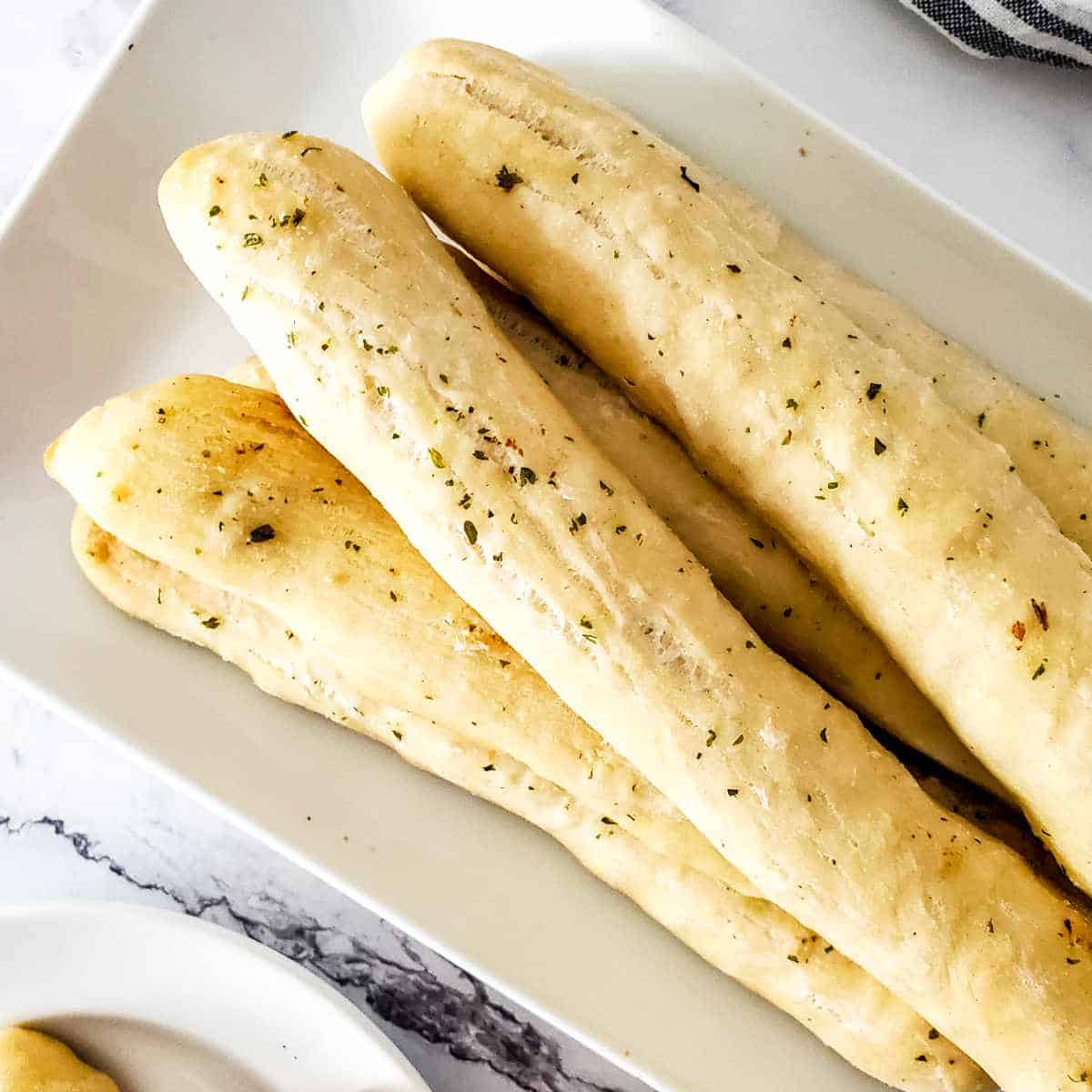 Homemade Breadsticks with Garlic Butter – I Knead Bread
