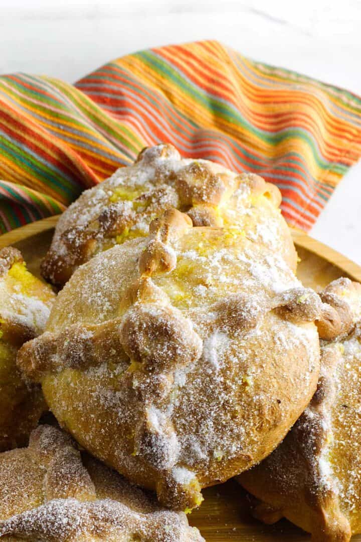 Pan de Muertos (Day of The Dead Bread) I Knead Bread