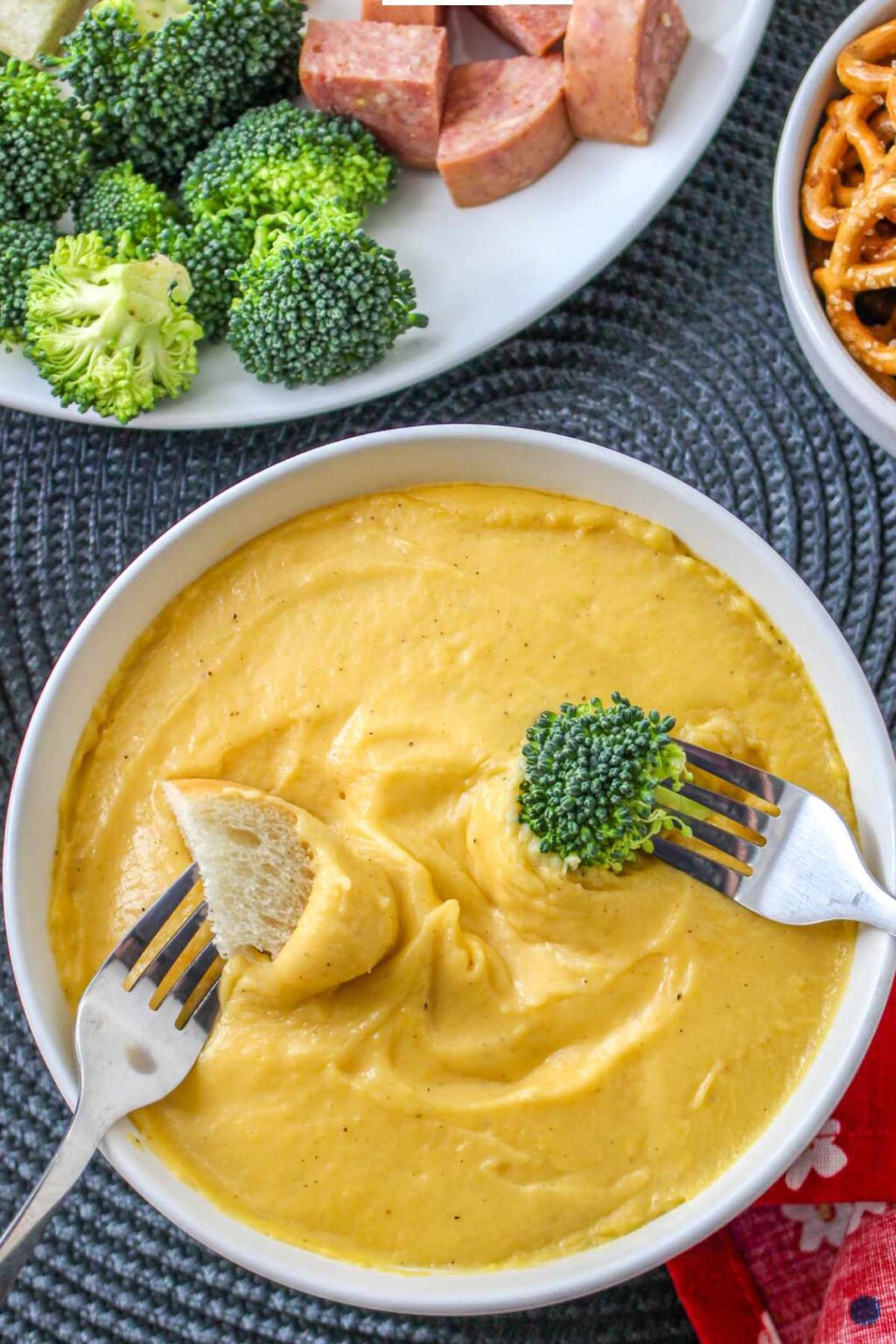 Cheddar Cheese Fondue – I Knead Bread